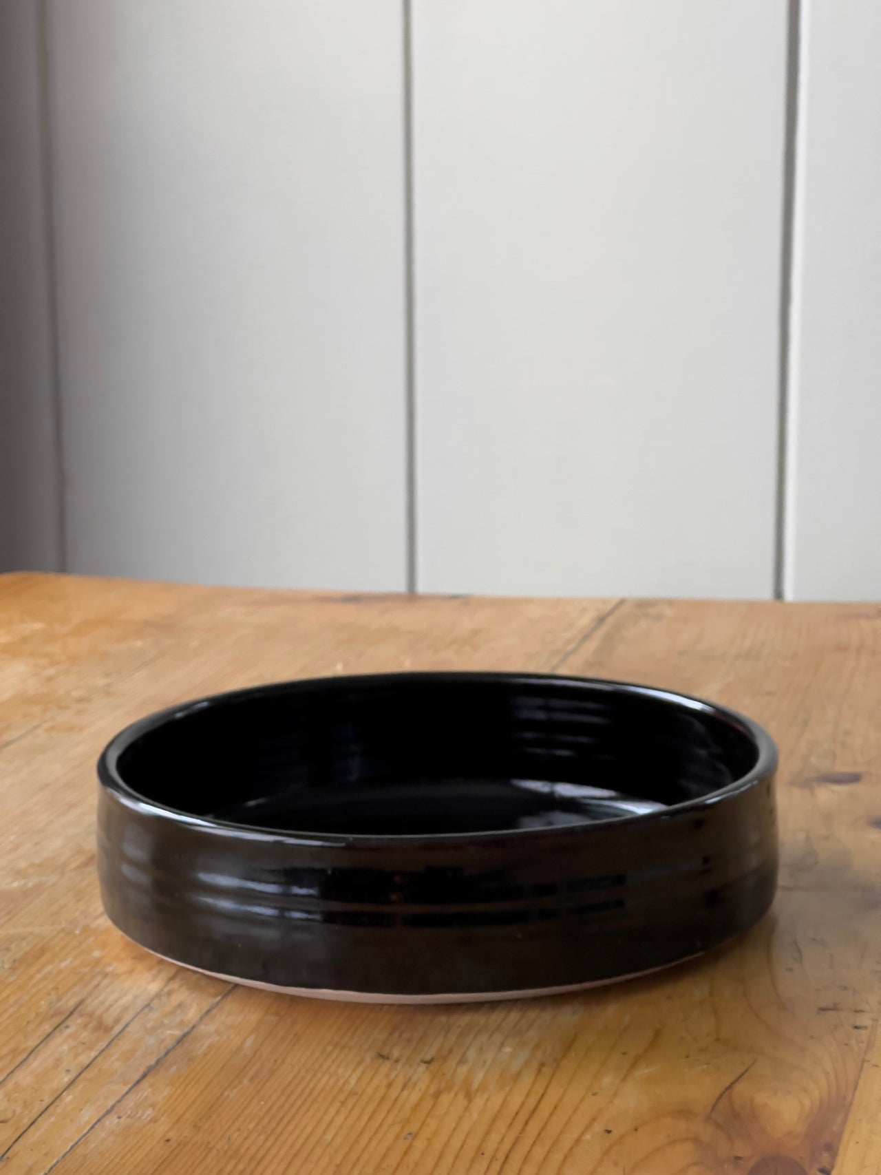 Tenmoku Low Dish – HUNT